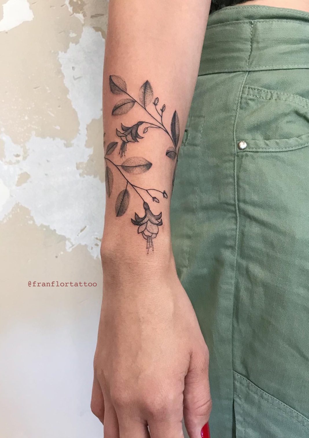 Tatuagem de flor: significado e tatuadores indicados - Blog Tattoo2me